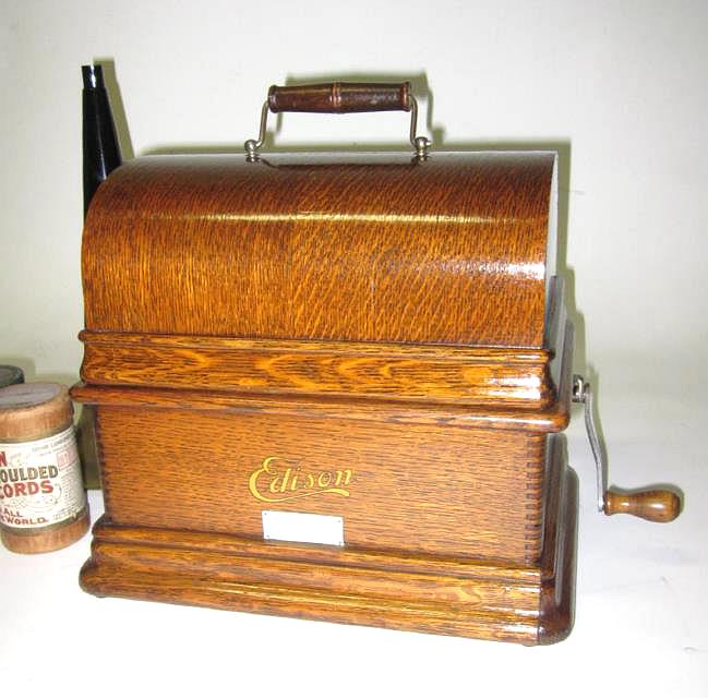 EDISON STANDARD PHONOGRAPH
