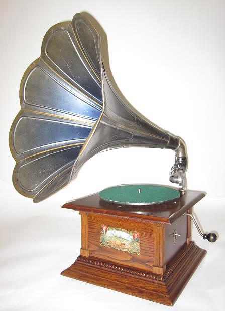 YANKEE PRINCE TALKING MACHINE